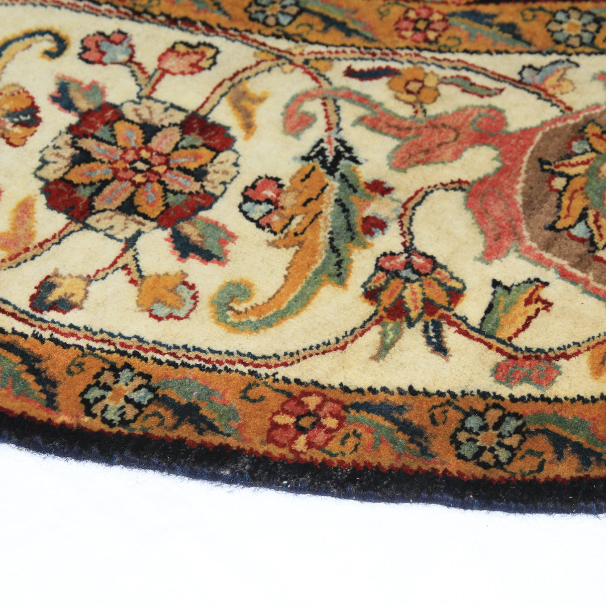 Traditional Wool Black Handknotted Rug